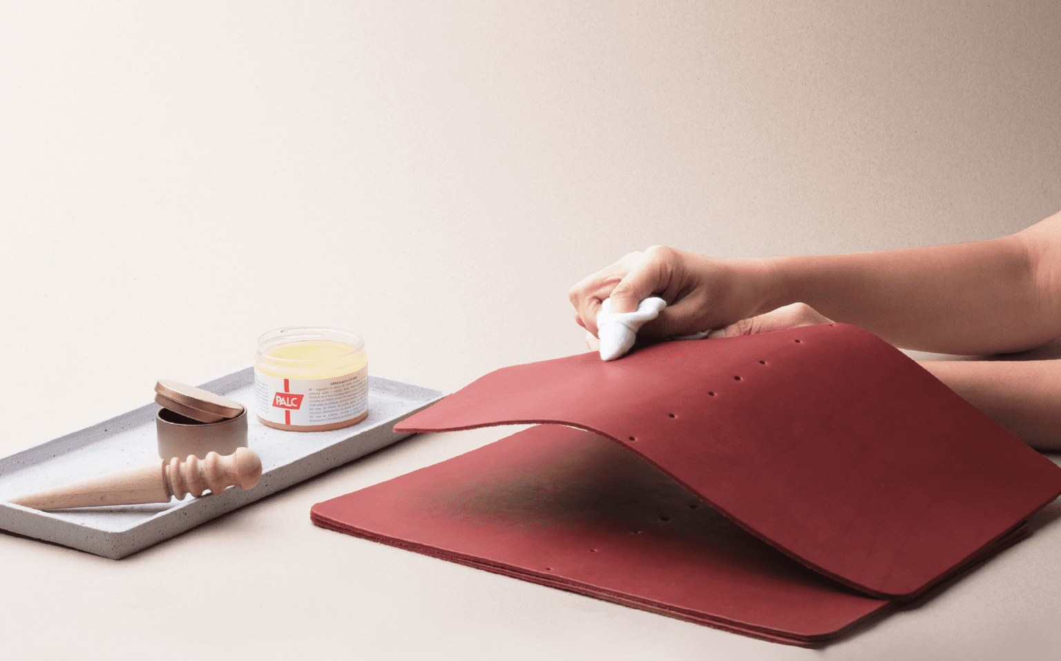 NOTA. WORK / Veg.Leather - ANTOU Design